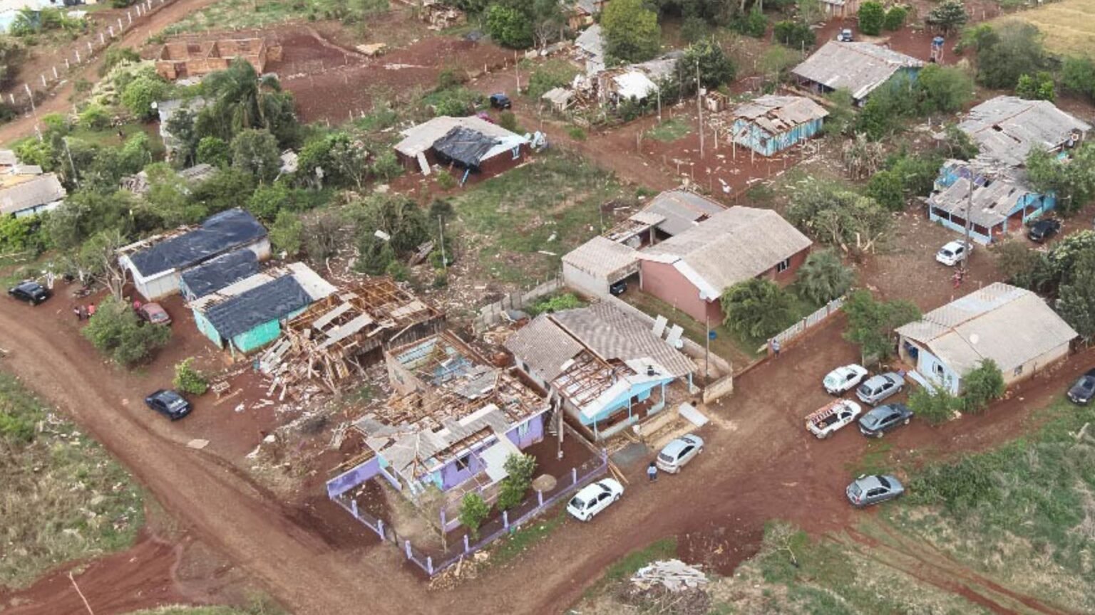 Simepar confirma tornado em Santa Maria do Oeste e rajadas de vento ...
